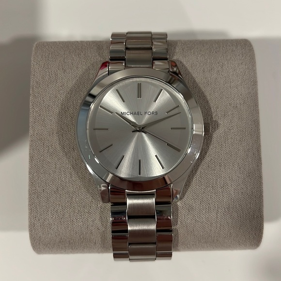 Michael Kors | Jewelry | Michael Kors Silver Watch Wbox And Wrist ...